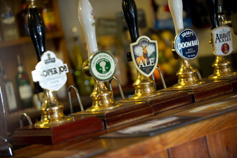The Best Croyde Pubs and Georgeham Pubs | Croyde Bay